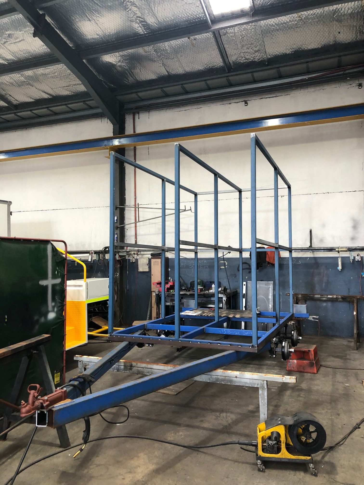 Specialist Trailer builds pipe transporter - Osborne Motor Bodies